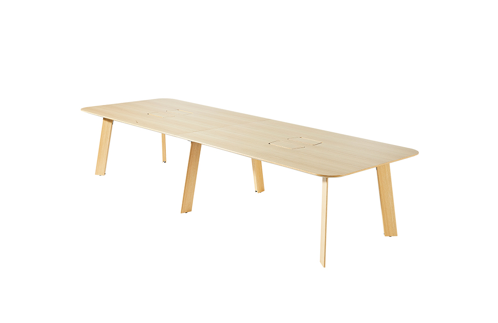 Blade Table | Stylecraft